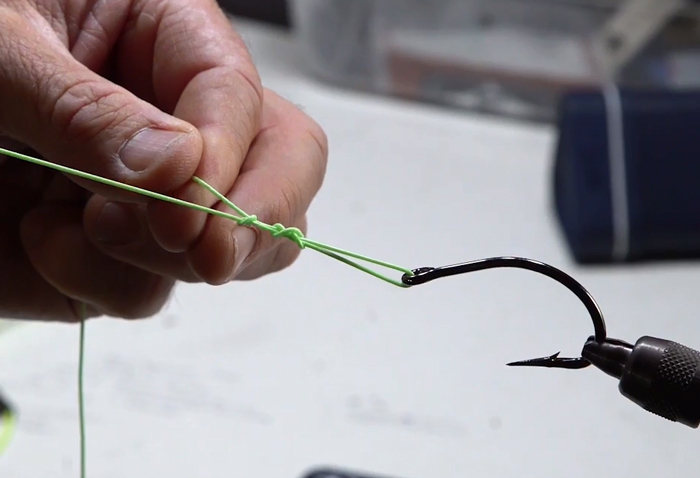 Video: How to Tie a Figure 8 Loop Knot - Xpert Fly Fisher